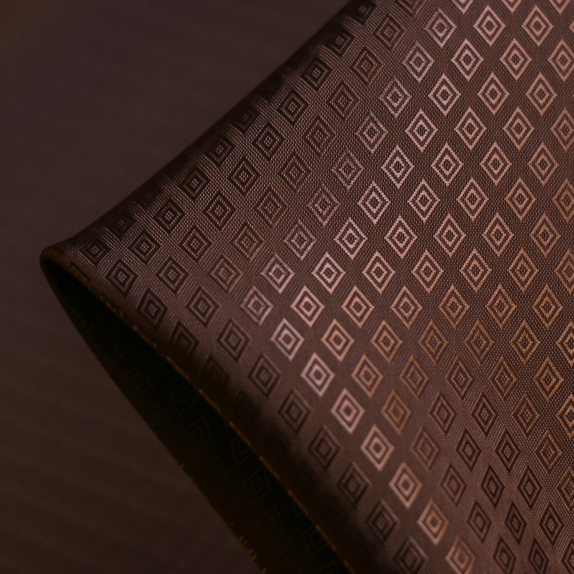 Diamante Brown - Fancy Lining