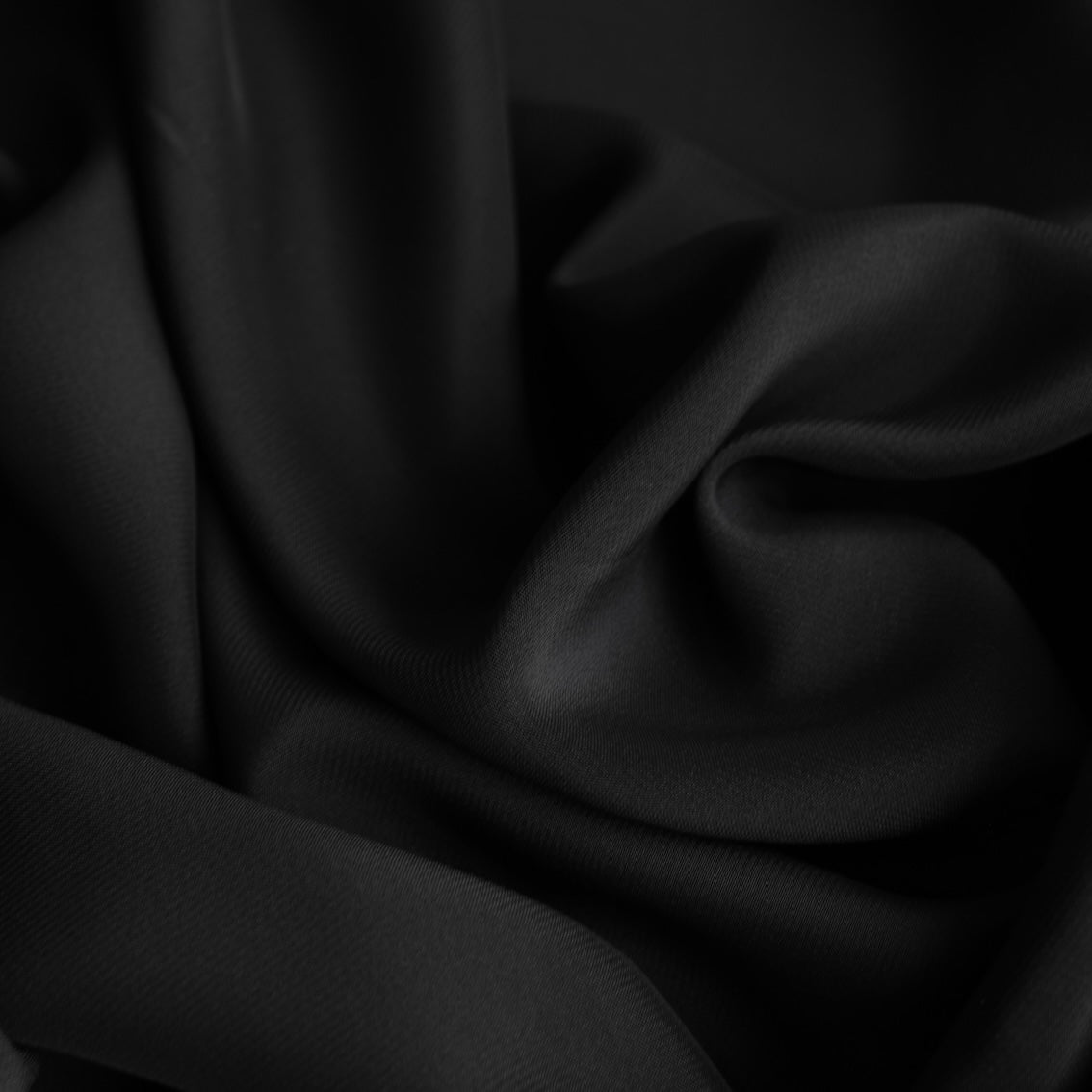 Laura Nero Satin Backed Cady