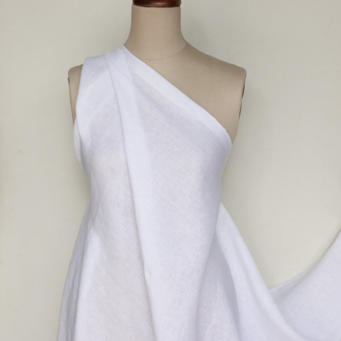 Solino White Hanky Linen
