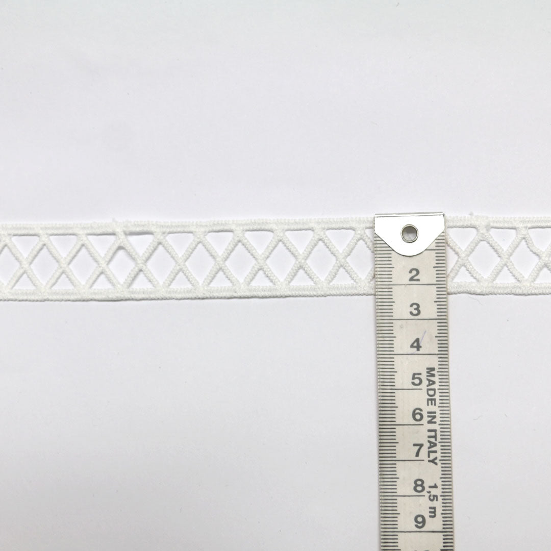 Insertion Guipure Diamond Trim - White - 20mm