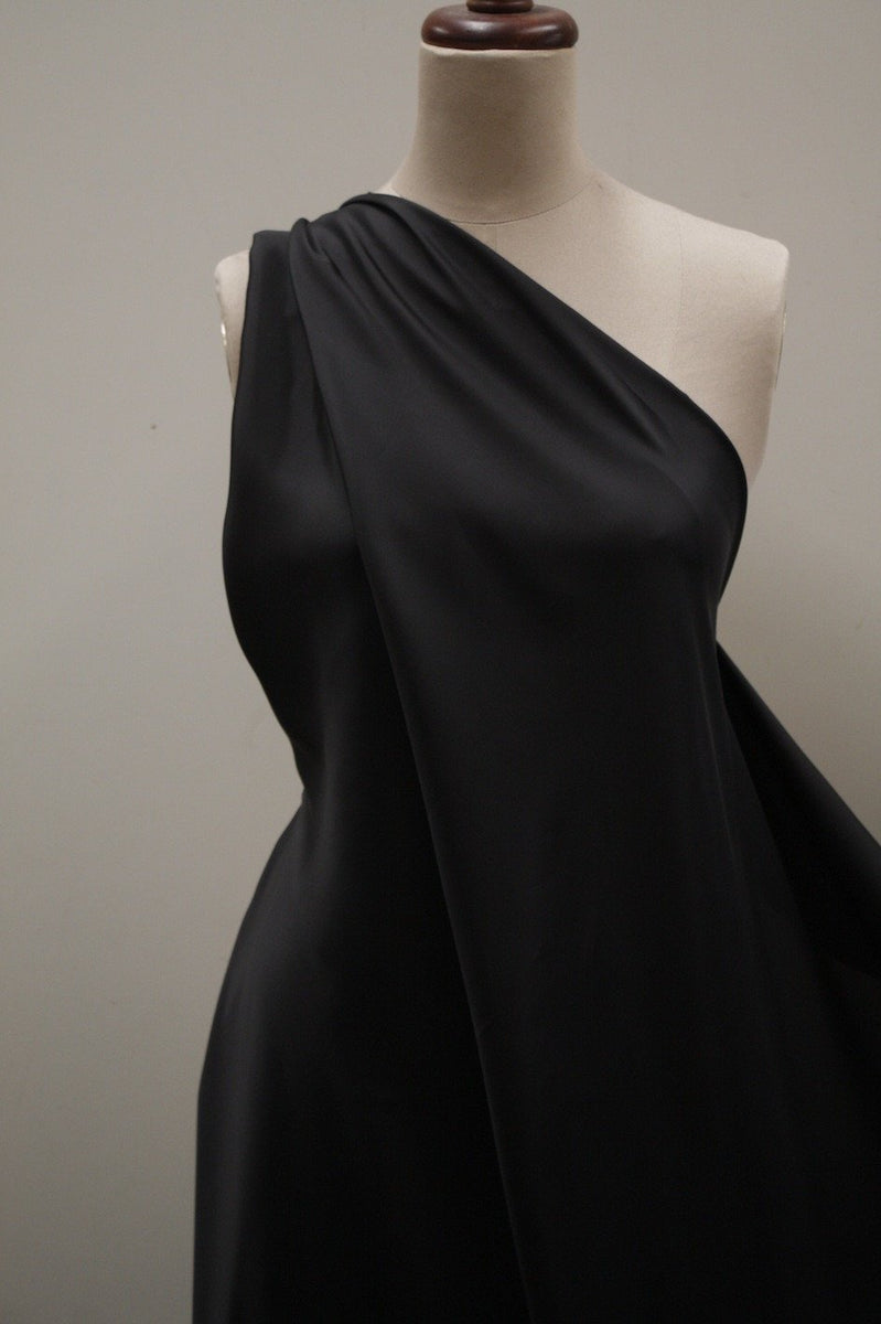 Black Rayon Lining (120cm wide)