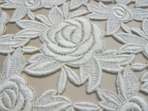 CHUNKY ROSE GUIPURE LACE