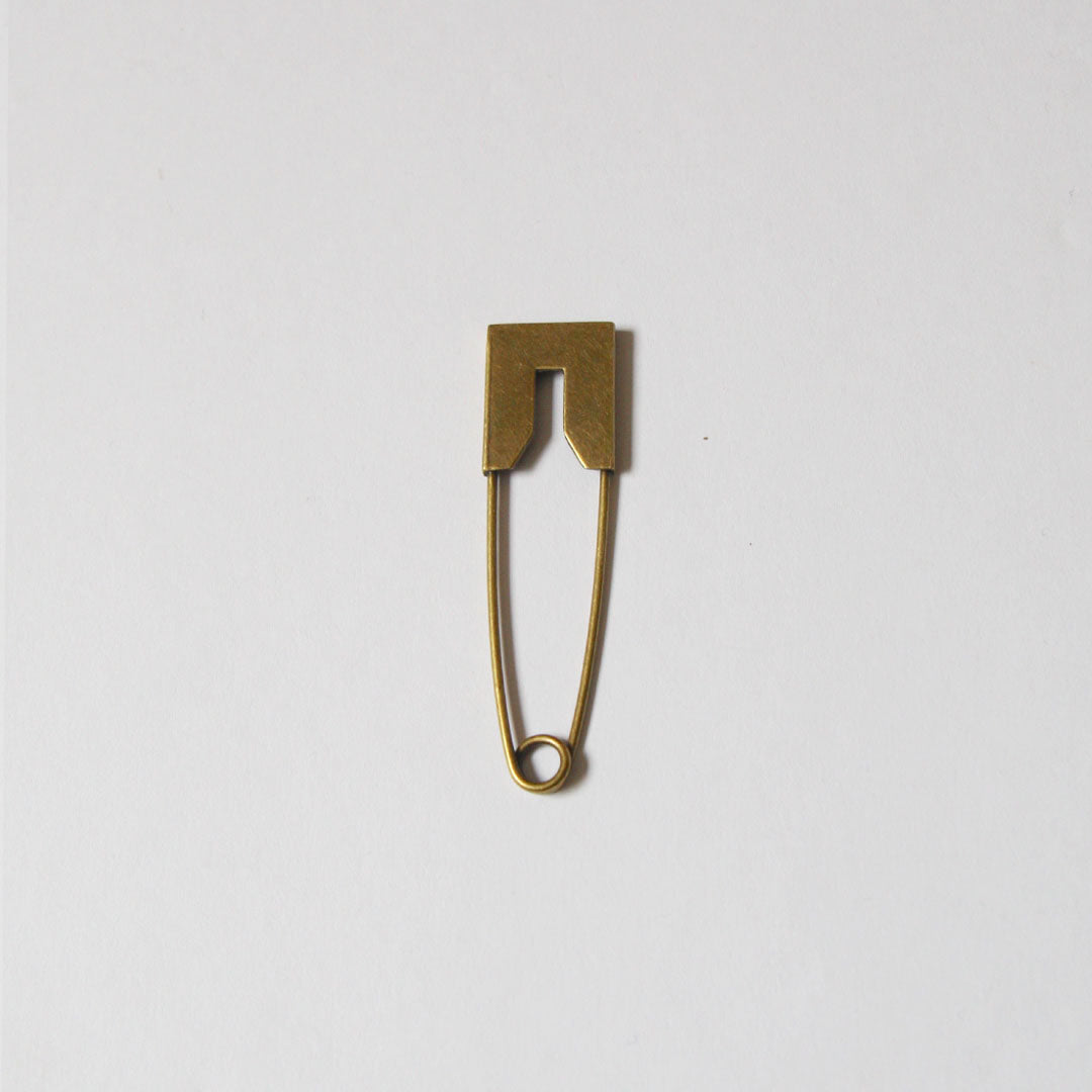 Modern Kilt Pin Antique Gold - 7.5cm (3")