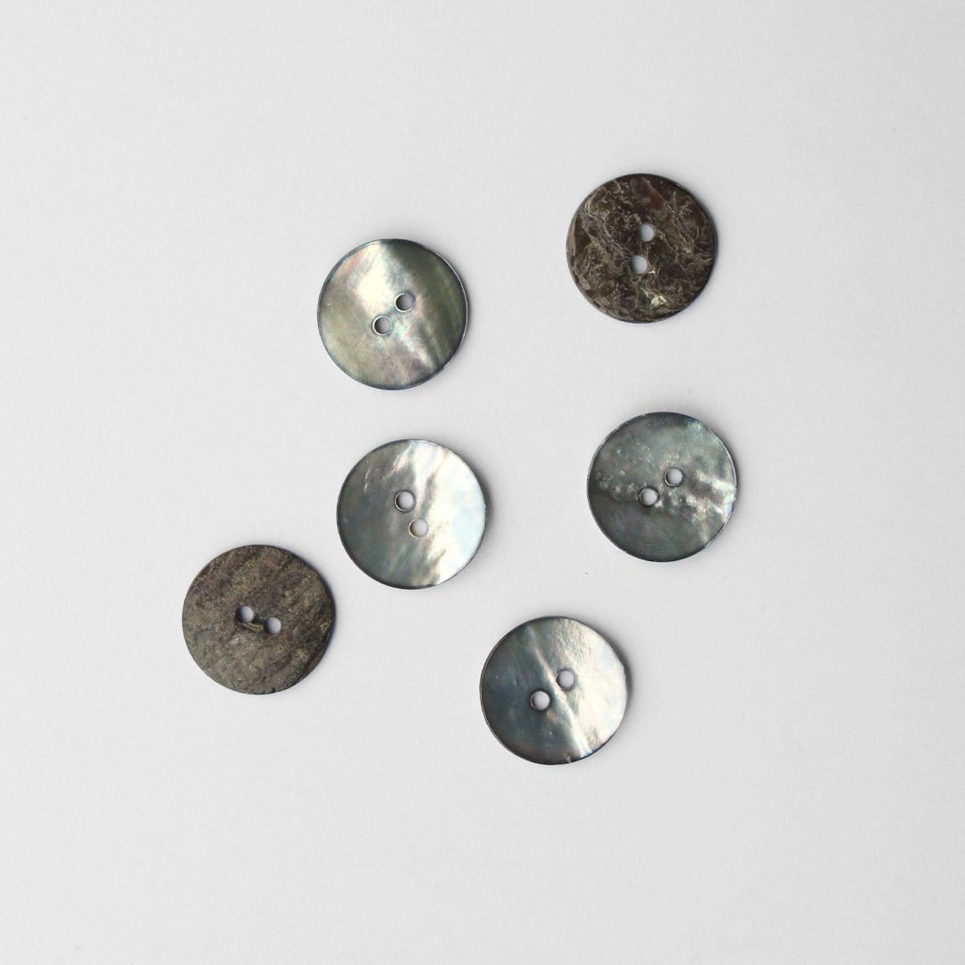 Akoya Shell Button - Smoke Grey - Assorted Sizes